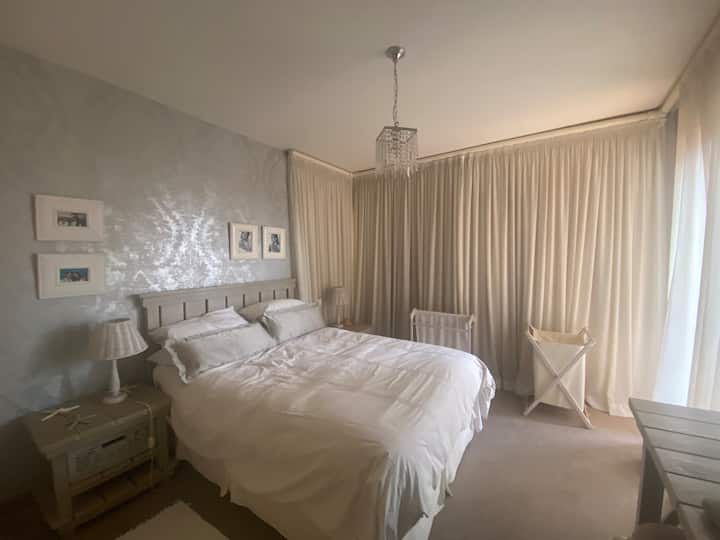 Happy Place - Jeffreys Bay