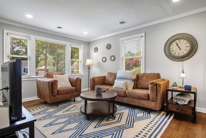 Private, Tranquil Living In Historic Rva Awaits! - Richmond, VA