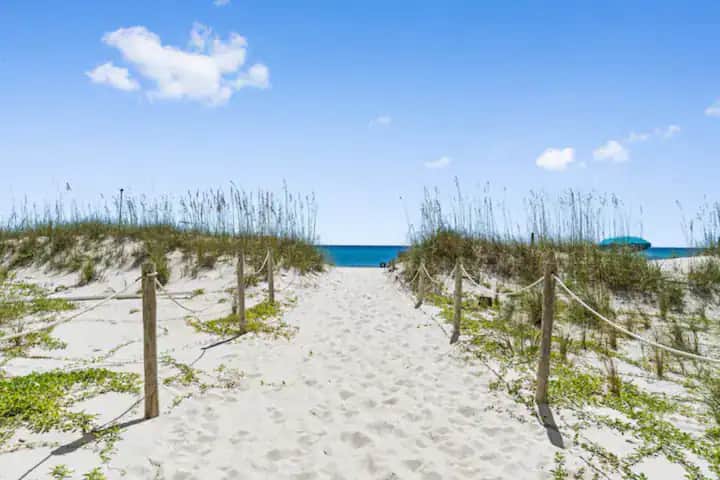 Barefoot Bungalow Beachfront - Rosemary Beach, FL