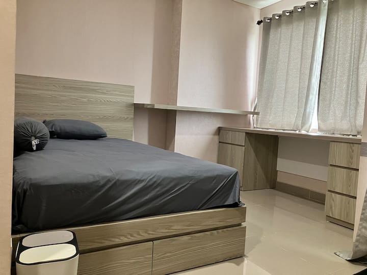 Studio At B Residence Apartment - Džakarta