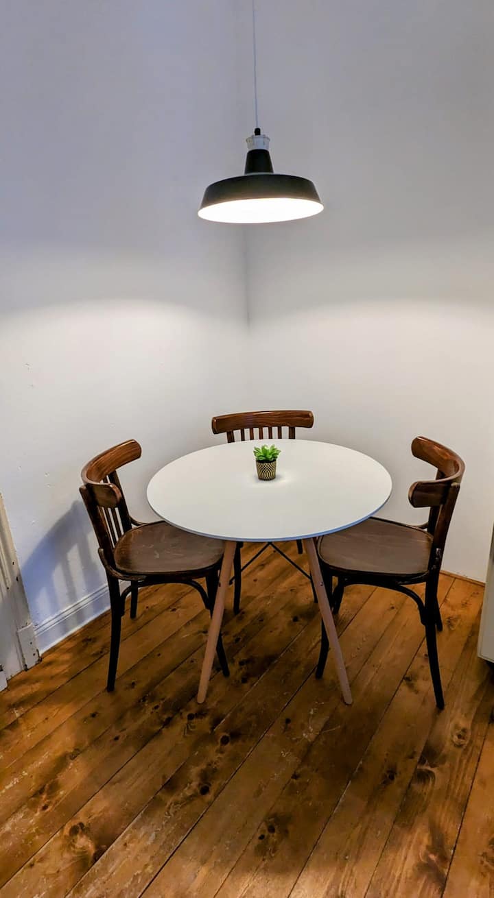 Top Altbauzimmer In Bester Lage! - Köln