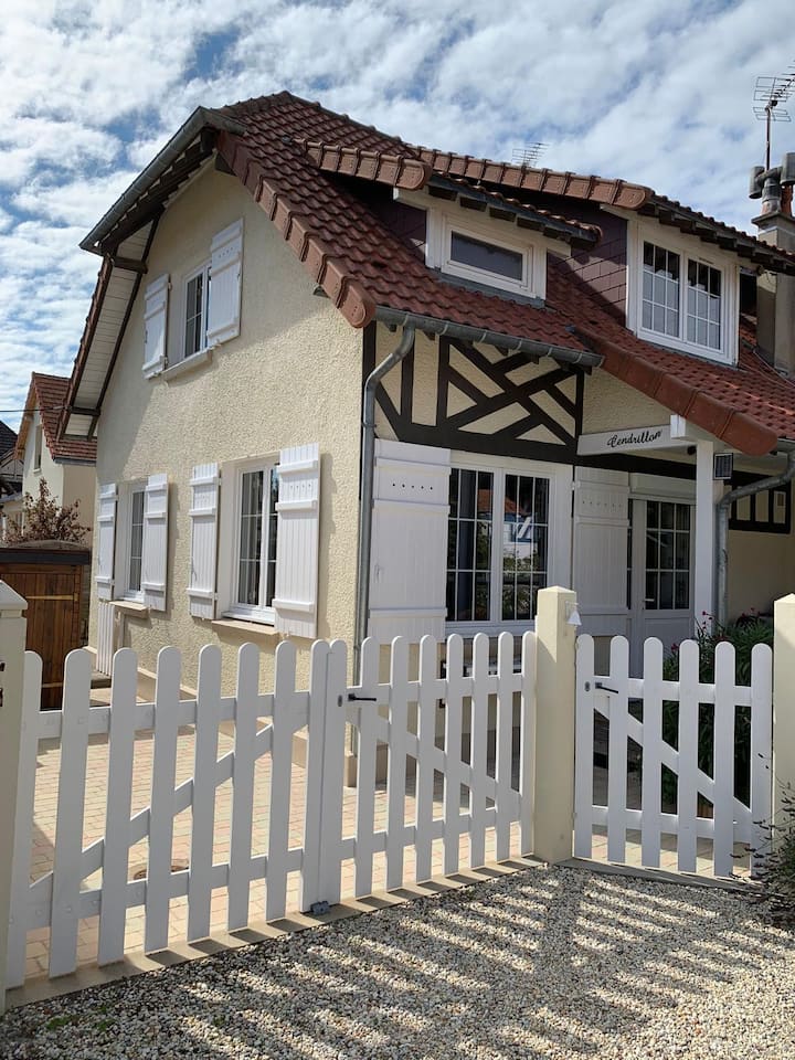 Jolie Petite Normande - Ouistreham