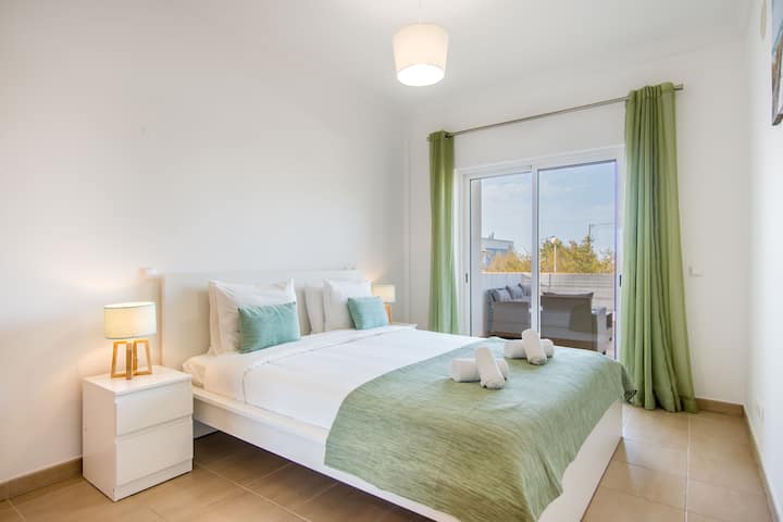 Lovely Julia´s Corner 2 Bedroom - Guia