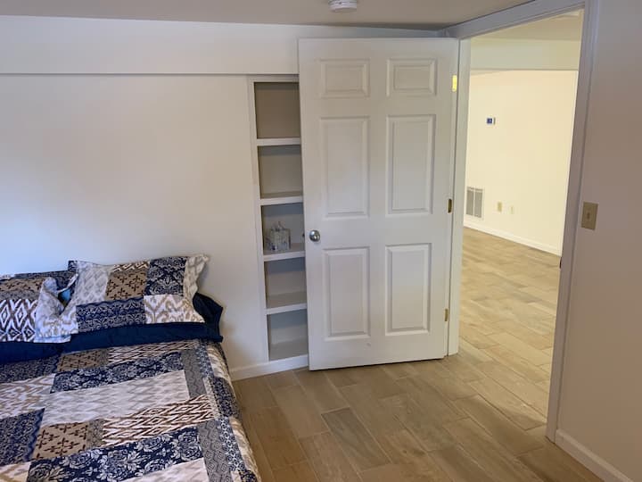 Spacious Apartment Close To Campus - North Adams, MA