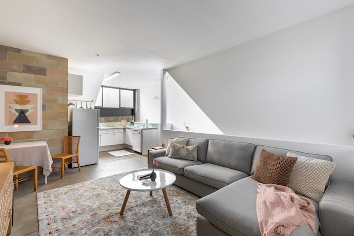 State & Fir (Little Italy Loft, Free Parking) - San Diego