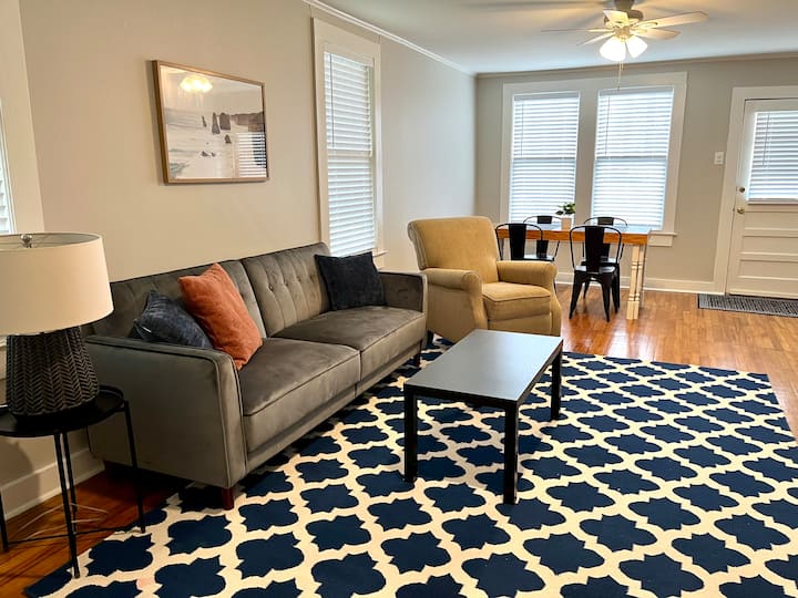 Comfortable Midtown Mobile Stay - Mobile, AL