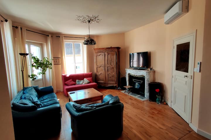 Comme Chez Vous Au Creusot - Le Creusot