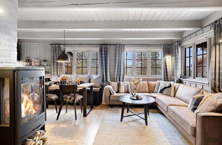 Stoge 5- Lun Og Koselig Hytte, Ski In/ski Out - Norway