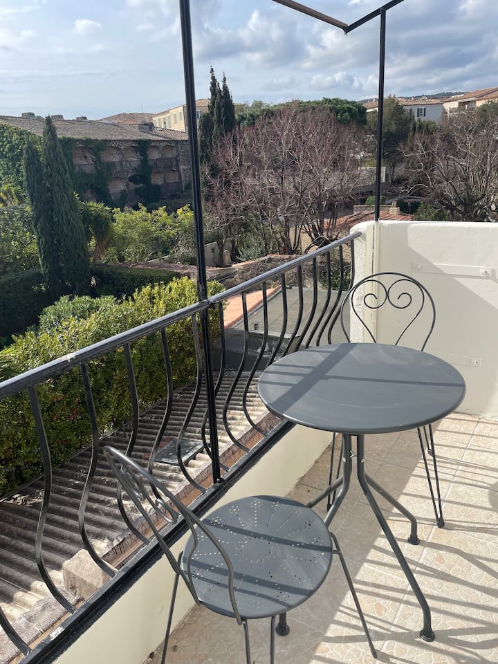 Appart Duplex Place Des Lices - 셍뜨호뻬