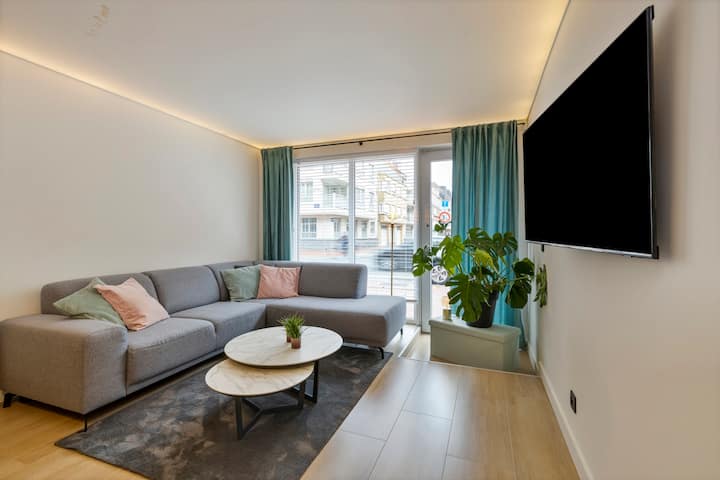 Mooi Nieuw Ruim App. 3 Slk, 2 Badk,terras + Garage - 브뤼허