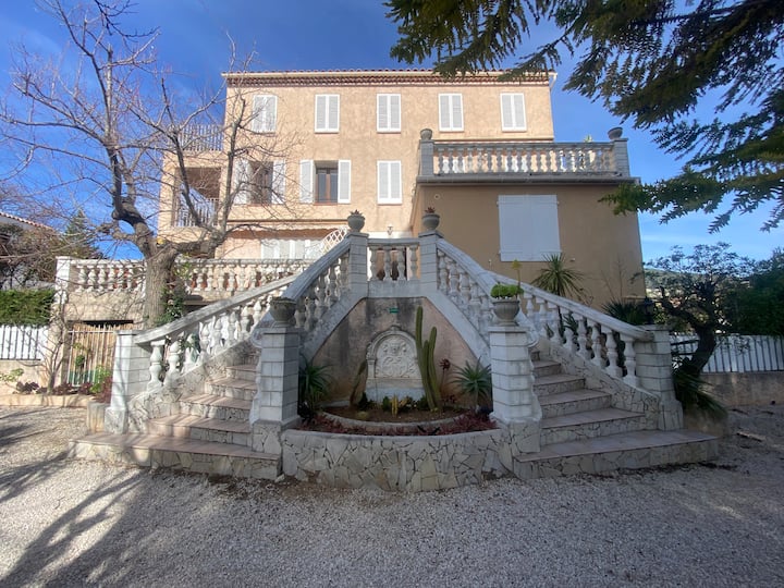 Studio De Charme Proche Plages - Carqueiranne
