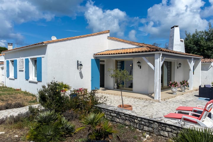 Maison Avec Grand Jardin à 5 Min De La Plage/port - La Flotte