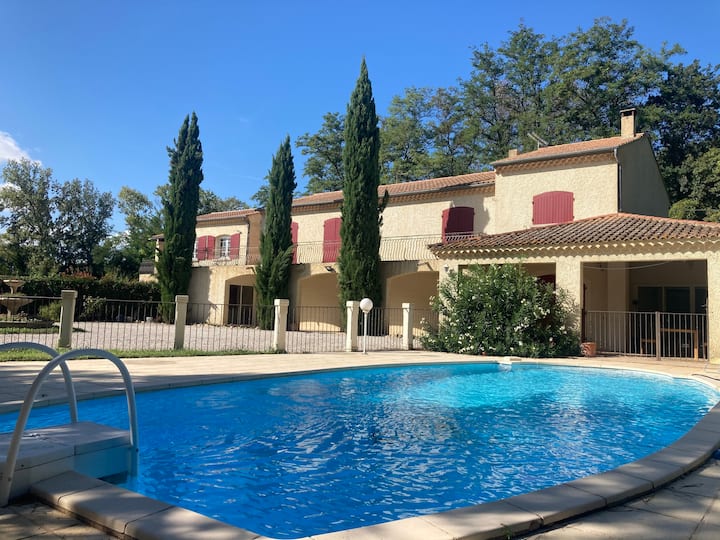 Villa Provençale à Caderousse - Châteauneuf-du-Pape