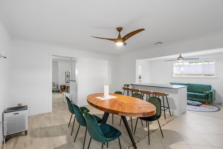 (Monthly Rental) Family Home In Charming Monrovia - Monrovia, CA