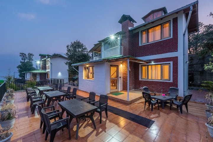 Dream Cottage 2 | Pet-friendly 2br W Mountain View - Mukteshwar