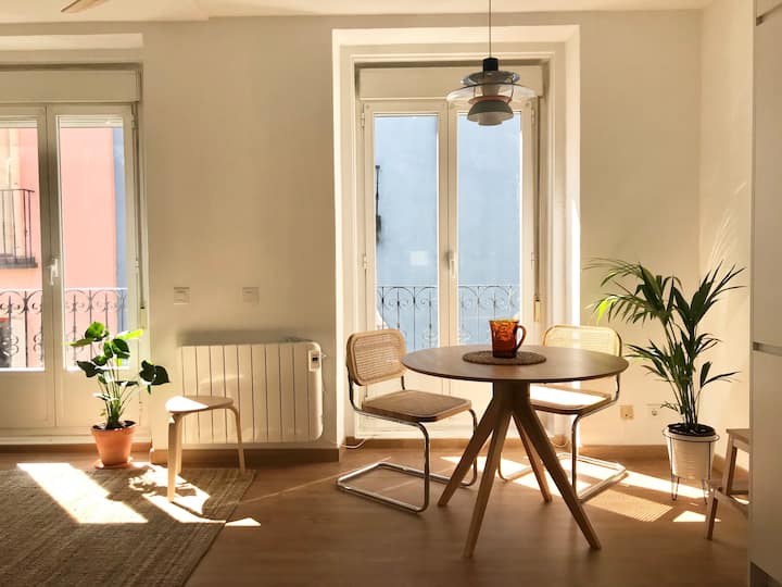 Apartamento Céntrico Y Luminoso - Madrid