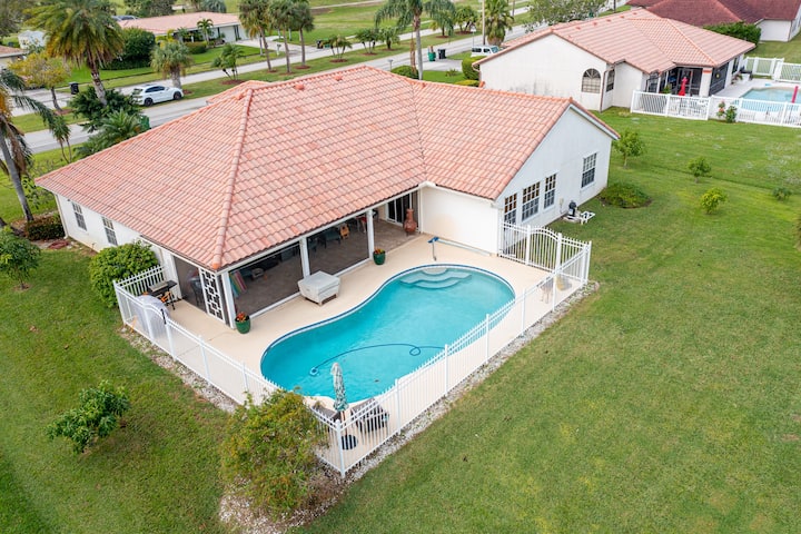 The Perfect Pool Home For Your Stay - Port St. Lucie, FL