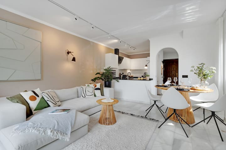 Townhouse W/ Pool, Yard & Bbq, Close To Everything - Calahonda