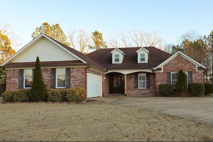 Home In Oxford - Oxford, MS