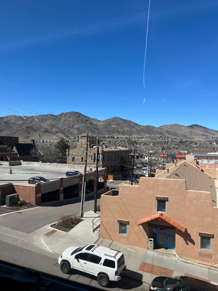 Spacious & Private Apartment - Golden, CO