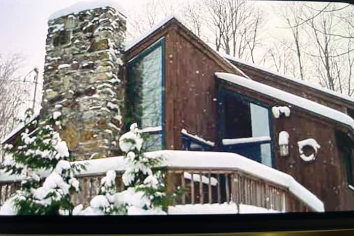 Spacious Ski Lodge In Killington - Killington, VT