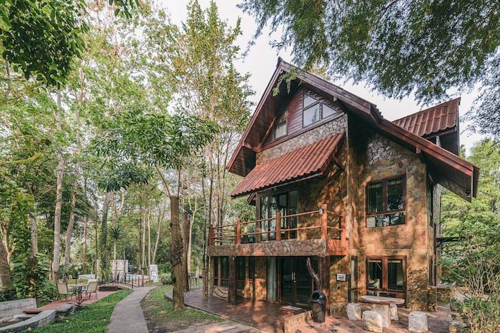 บ้านใหญ่ - Kanchanaburi