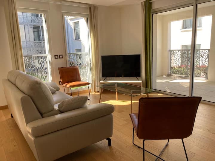 Très Bel Appartement, Double Parking, Centre Ville - La Rochelle