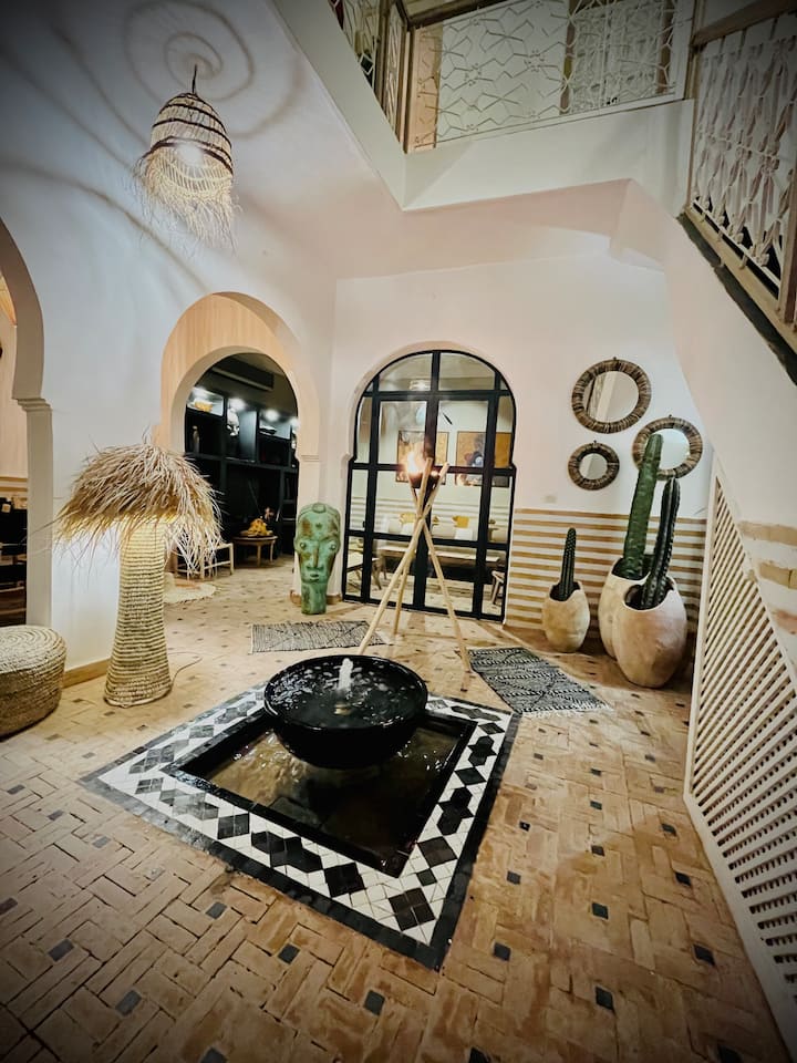 « Riad Li Gdami » Riad entier pour 6 personnes - Riads à louer à ...