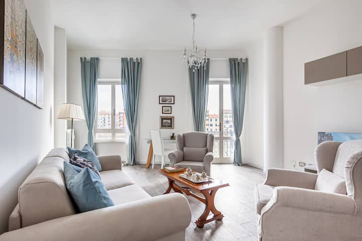 Lungarno Elegant Apartment With Panoramic Balcony - Pise