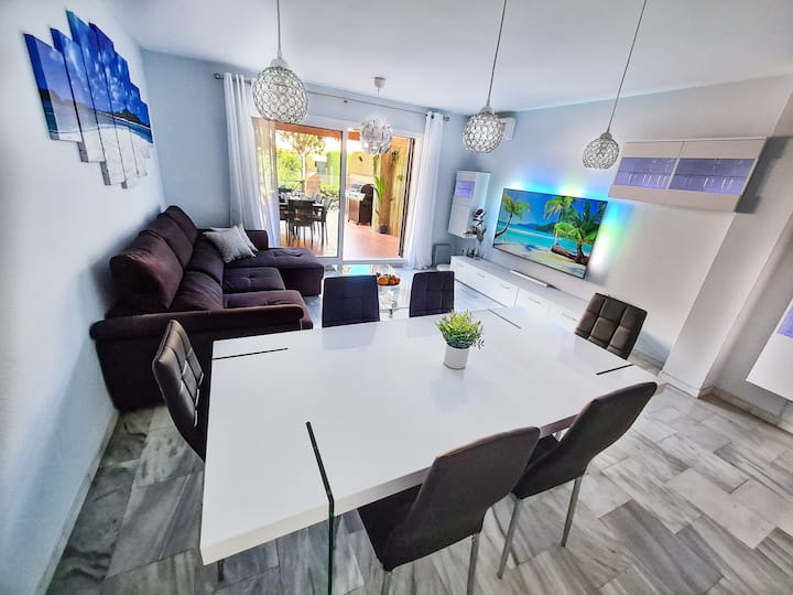 Casa Virgo - Luxury 5bedroom, Hot Tub, 5 Min Beach - Benalmádena