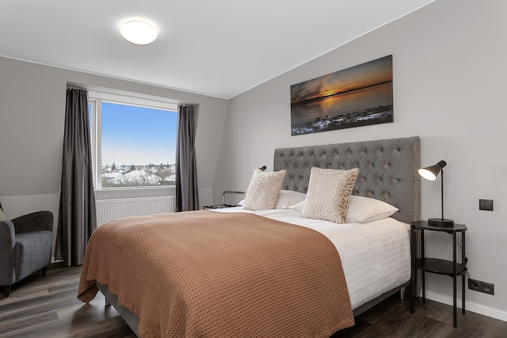 Alva Snorrabraut | Two Bedroom Apartment - Reikiavik
