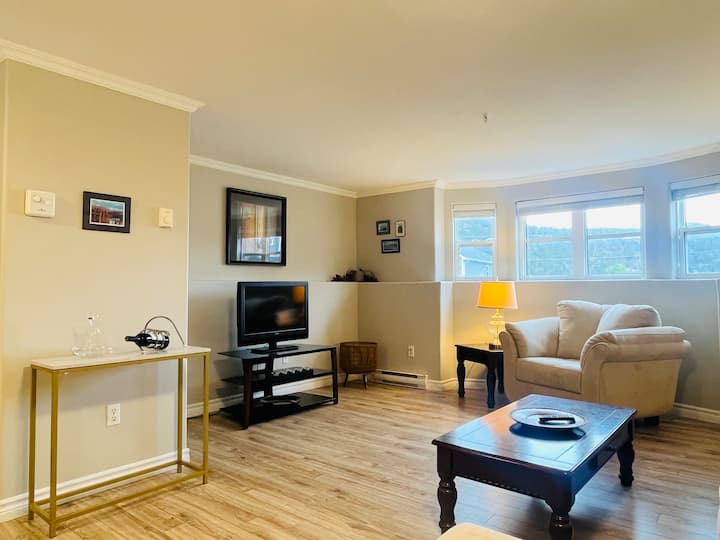 Yellow Door Flat, Quidi Vidi - St. John's