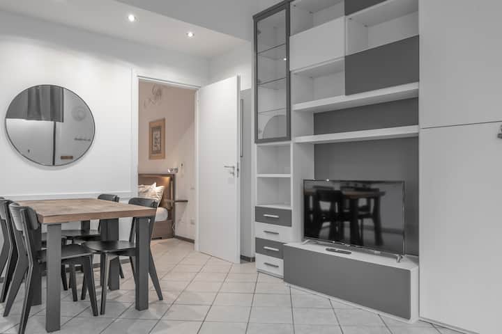 Turati Apartment 1: Bright And Central Flat - Bologna