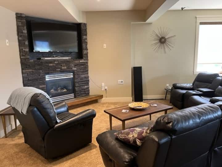 Your Home Away - Castlegar