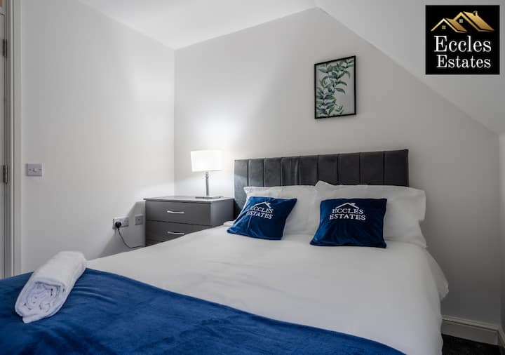 Monthly Discounts - Long Stays Welcome - Parking - Liverpool