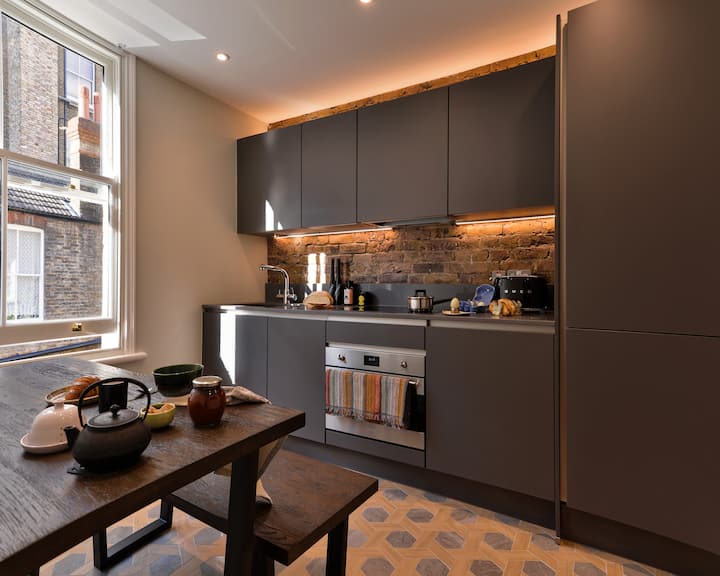 Micro Studio, Private Bathroom-shared Kitchen - Londres