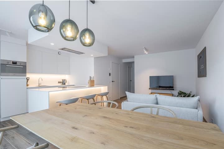 New Jul 'Perfect Imperfections' - Geel