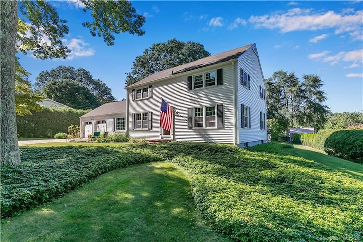 Peaceful Bedroom In East Lyme W/private Bath - Connecticut