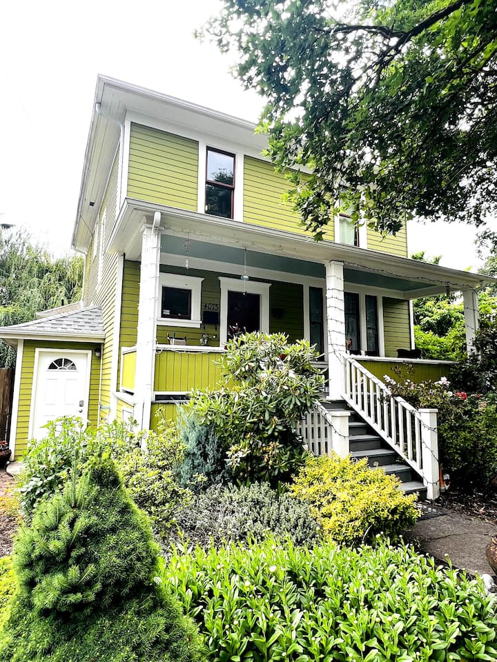 Little Green Garden Apartment - Grant Park - Portland