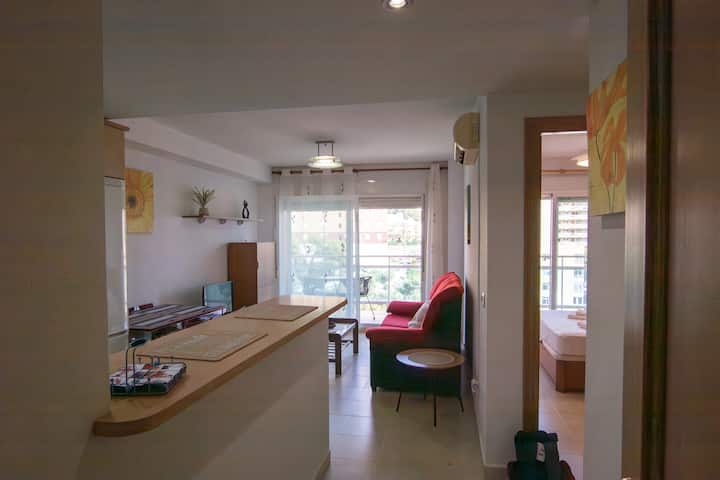 Near The Beach With Parking - Benidorm