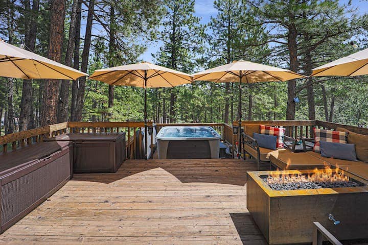 Lotus House! Game Room, A/c, Pool Table, Hot Tub! - Flagstaff