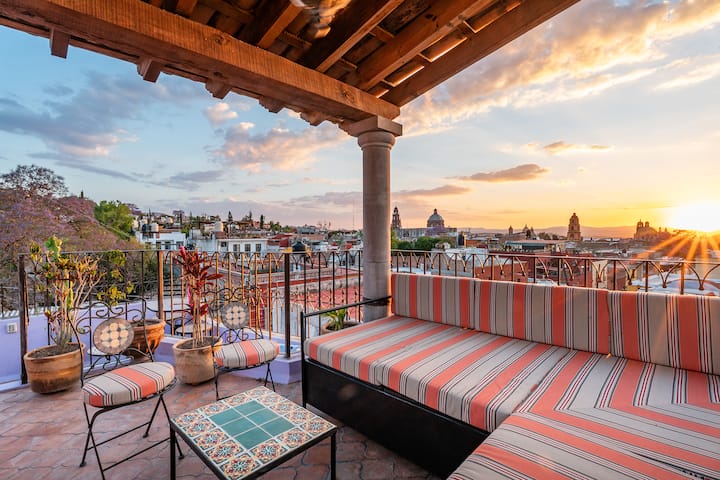 Casa Esperanza, 2br Designer Charm + Rooftop Views - San Miguel de Allende