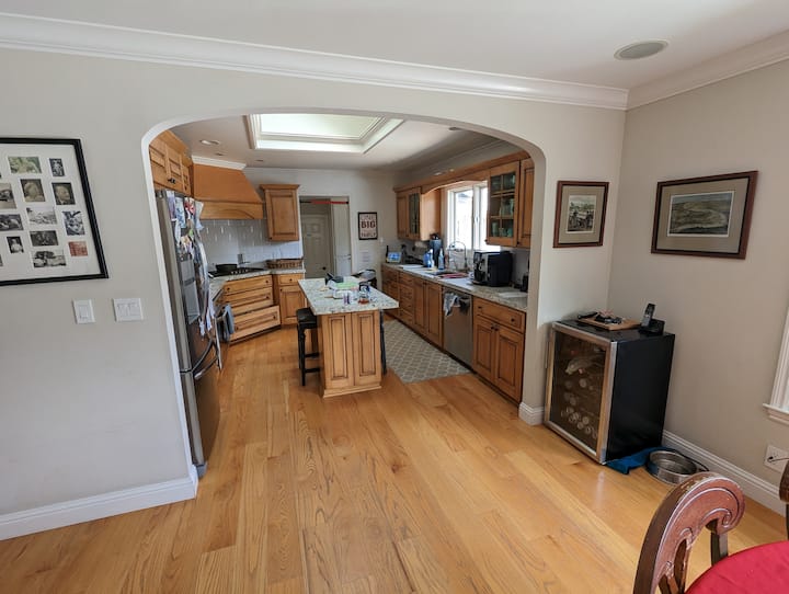 Single Room With Shared Bathroom - No Cleaning Fee - Los Gatos, CA