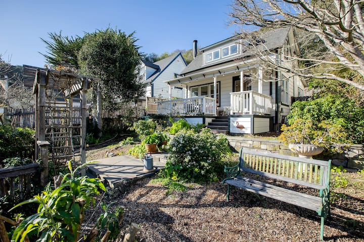 Monthly Coastal Beach Escape - Bolinas, CA