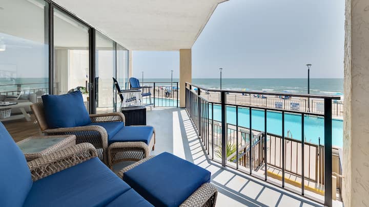 Just Beachy- Oceanfront, Condo Garden City Beach - Murrells Inlet, SC