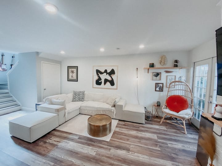 Your Uptown Condo: 2b/1.5bath - Dallas, TX