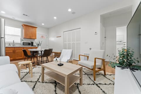 Santa Ana, CA Vacation Rentals (5 out of 5) - Airbnb