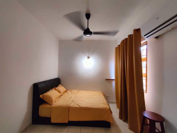 Rawang Ho Budjet Homestay - Selangor