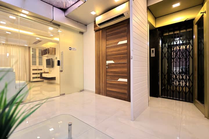 Luxury Suite Room With Living Room - Borivali West - Mumbai