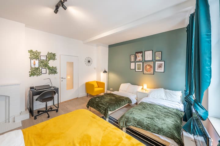 Luminous Suite With An Elegant Design In Brussels - Anderlecht